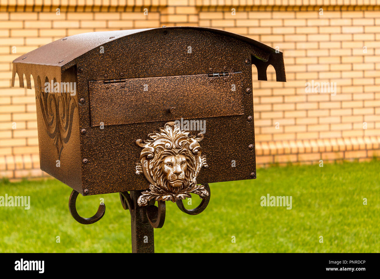 Pretty Mailbox