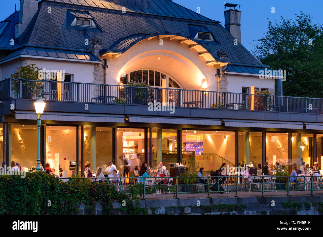 Wien, Vienna: park Stadtpark, restaurant Steirereck in Meierei im ...