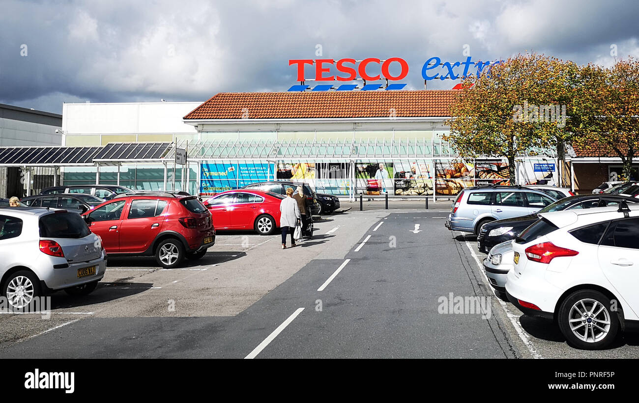 Llanelli, UK: September, 2018: Customers enter a Tesco Extra superstore ...