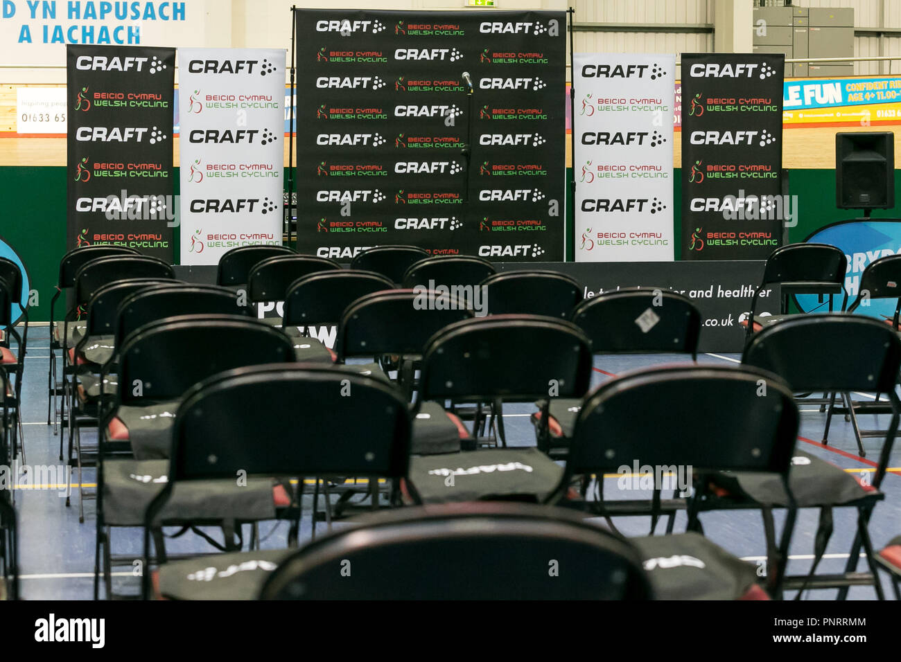 Commonwealth games team wales kit hi-res stock photography and images ...