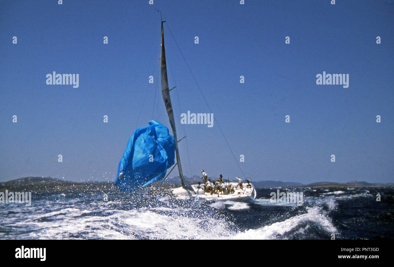 Torn sail hi-res stock photography and images - Alamy