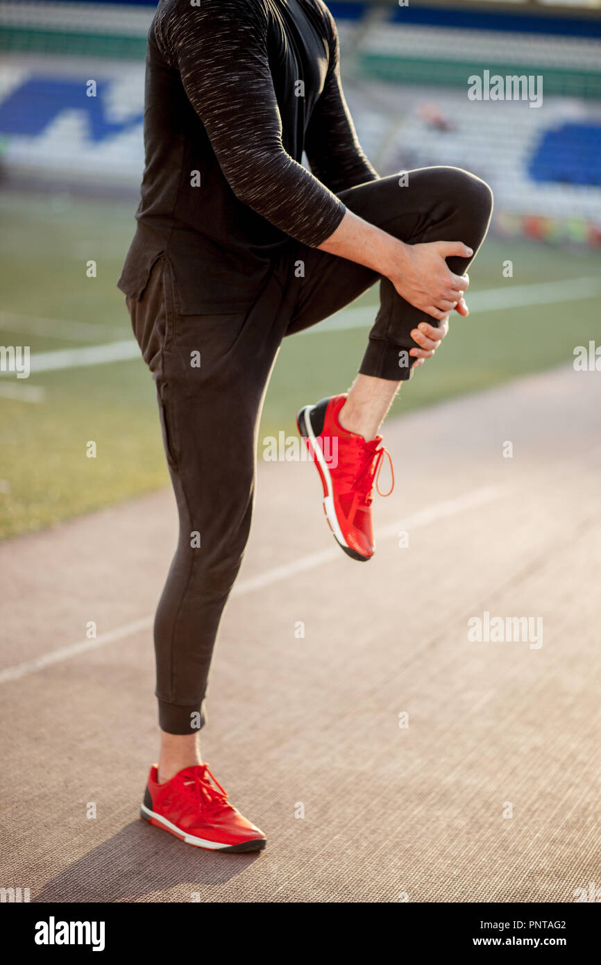 Hamstring stretch man hi-res stock photography and images - Alamy