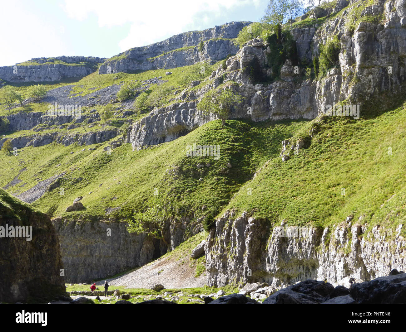 Gordale scar yorkshire dales hi-res stock photography and images - Alamy
