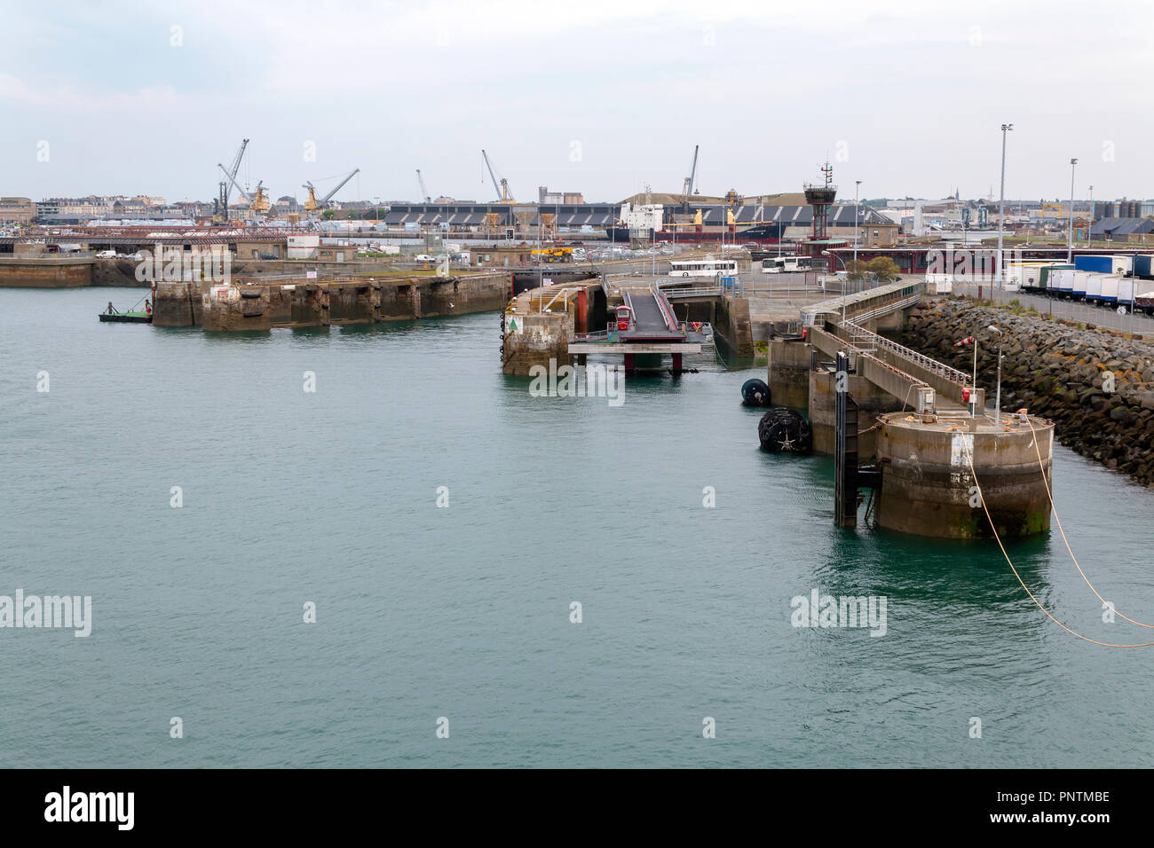 Saint malo ferry hi-res stock photography and images - Alamy