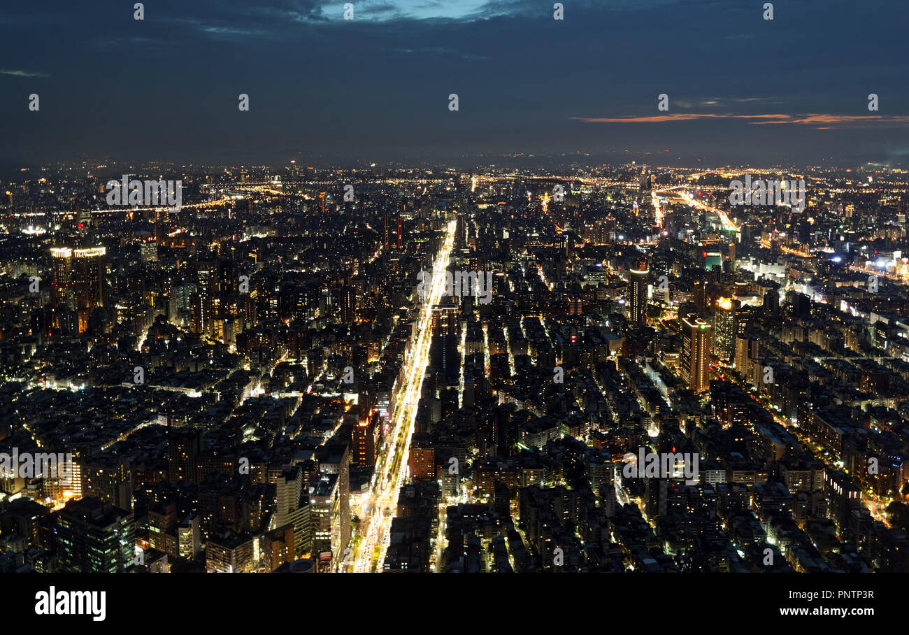 View from Taipei 101 Stock Photo - Alamy