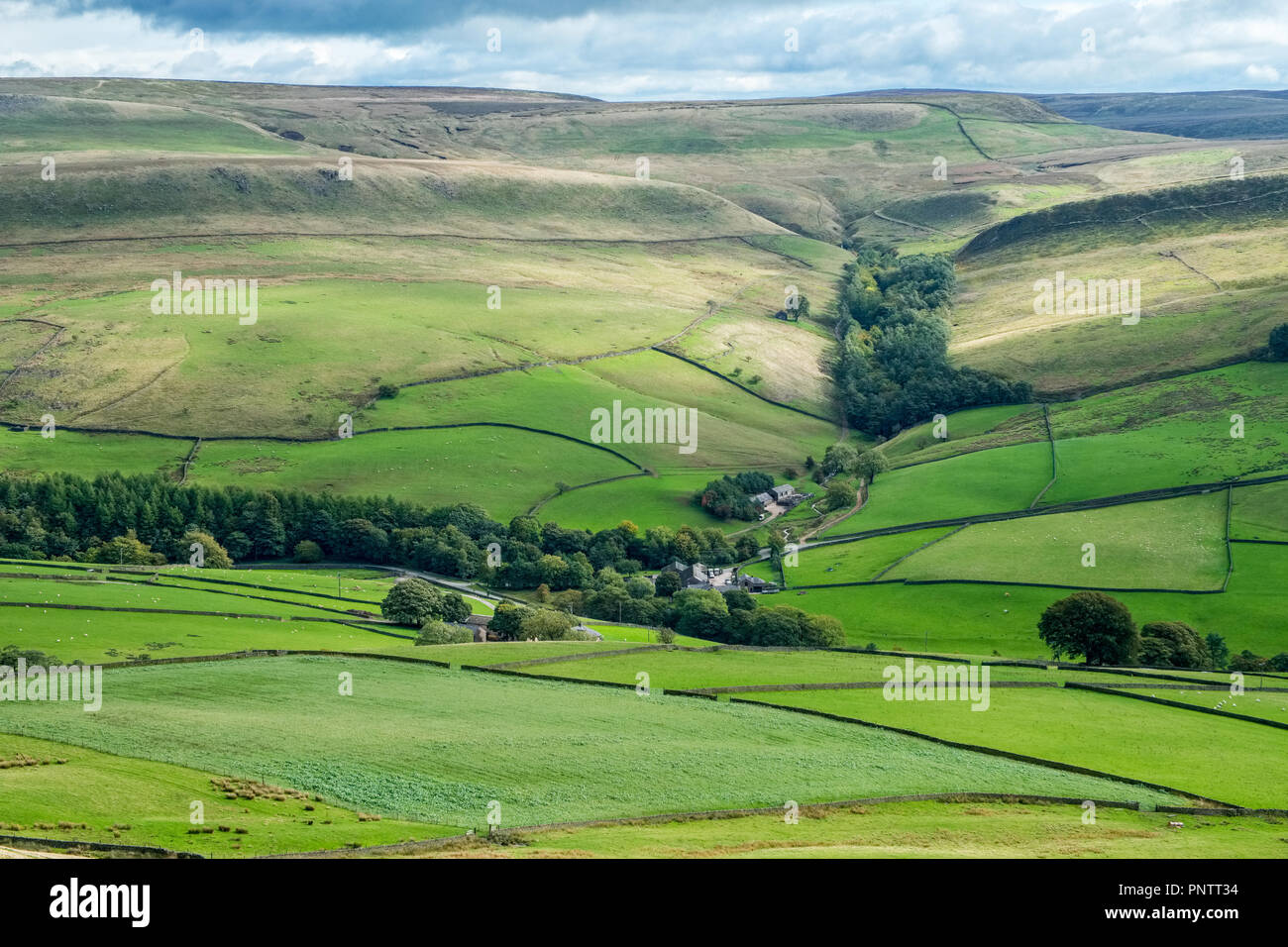 Shutlingsloe peak district national park hi-res stock photography and ...