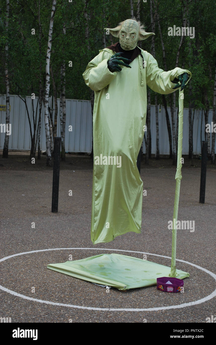 Characeter pose hi-res stock photography and images - Alamy