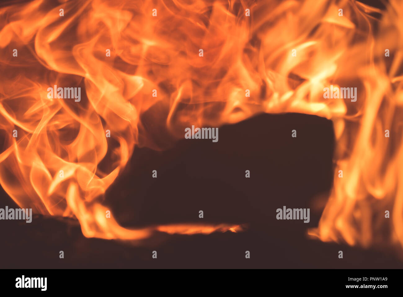 Fire wood engulfed in flames hi-res stock photography and images - Alamy