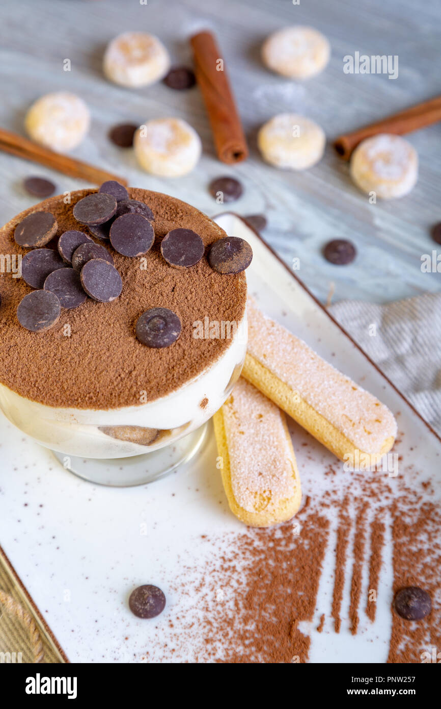 Tiramisu presentation hi-res stock photography and images - Alamy