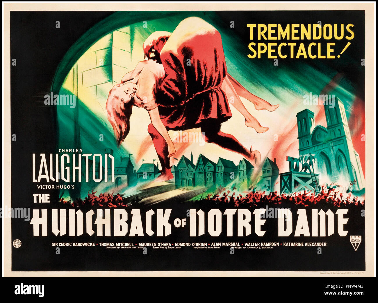 Charles Laughton Hunchback Stock Photos & Charles Laughton Hunchback ...