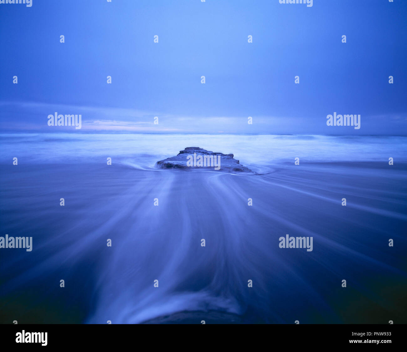 Tidal rock hi-res stock photography and images - Alamy