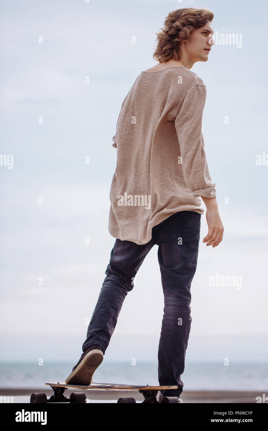 Man foot riding longboard hi-res stock photography and images - Alamy