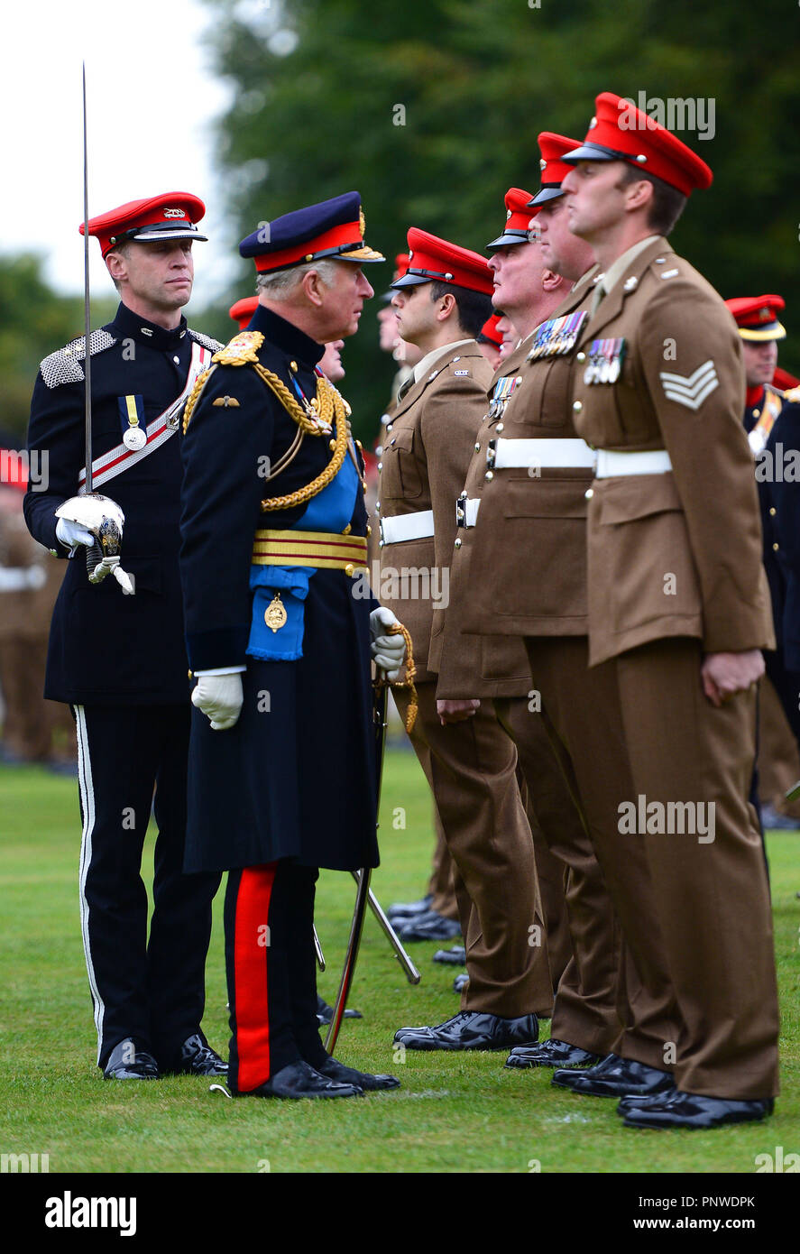 Queens own yeomanry hi-res stock photography and images - Alamy