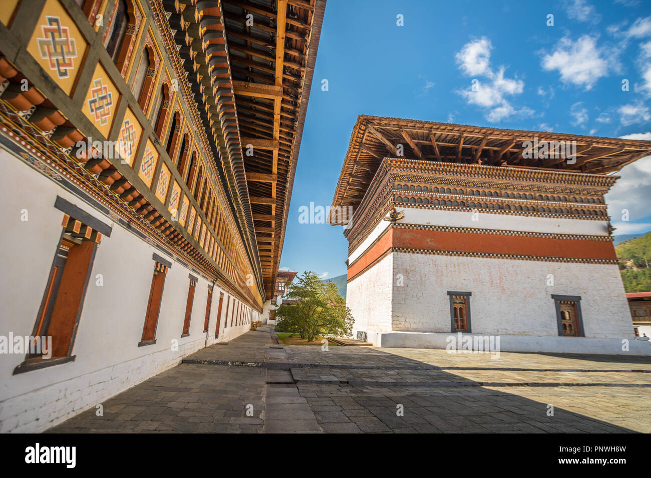 Packed temple hi-res stock photography and images - Alamy