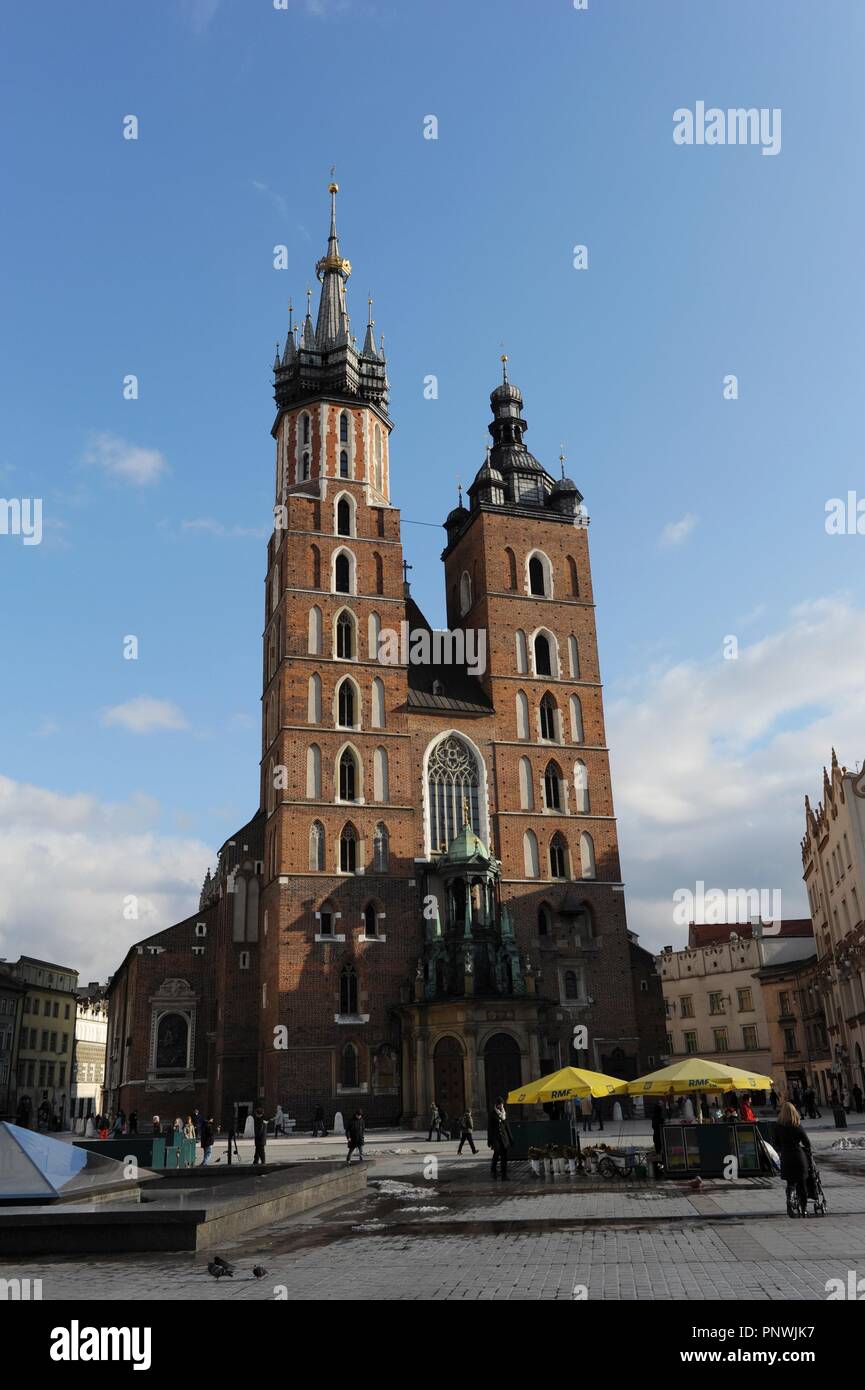 Actual towers hi-res stock photography and images - Alamy