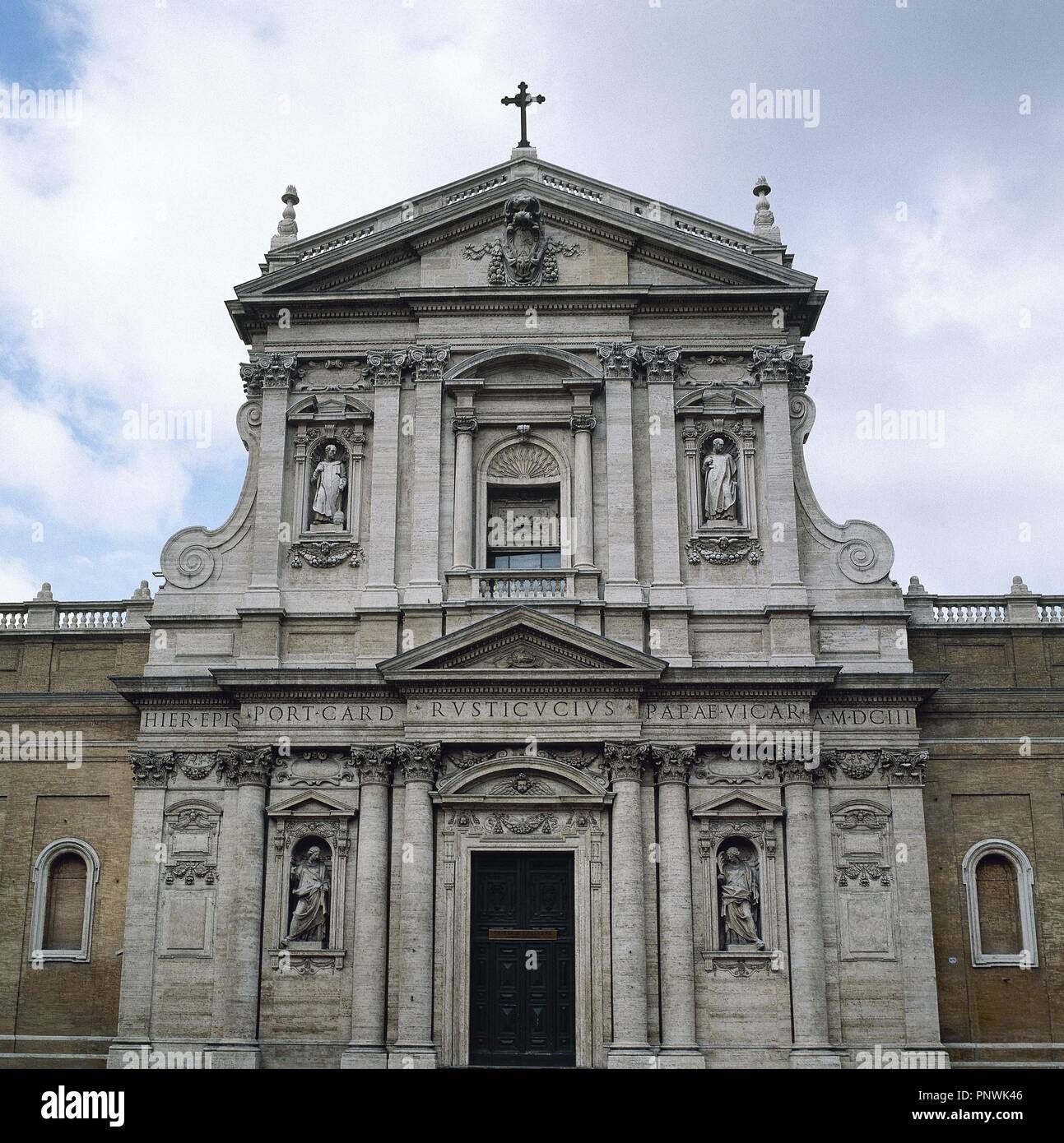 Arte barroco italiano hi-res stock photography and images - Alamy