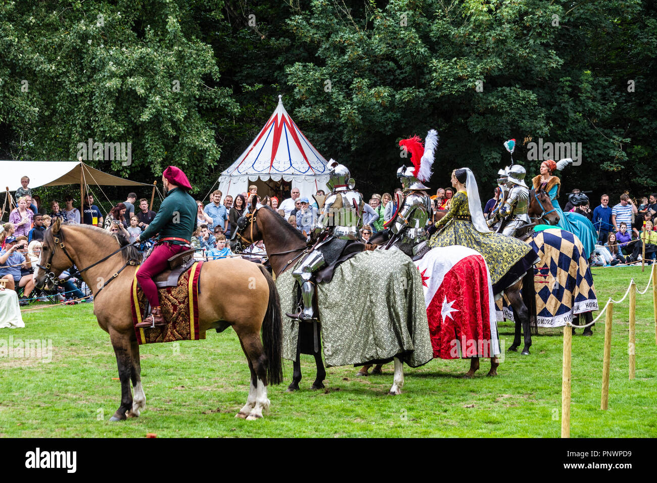 Armour for jousting hi-res stock photography and images - Alamy