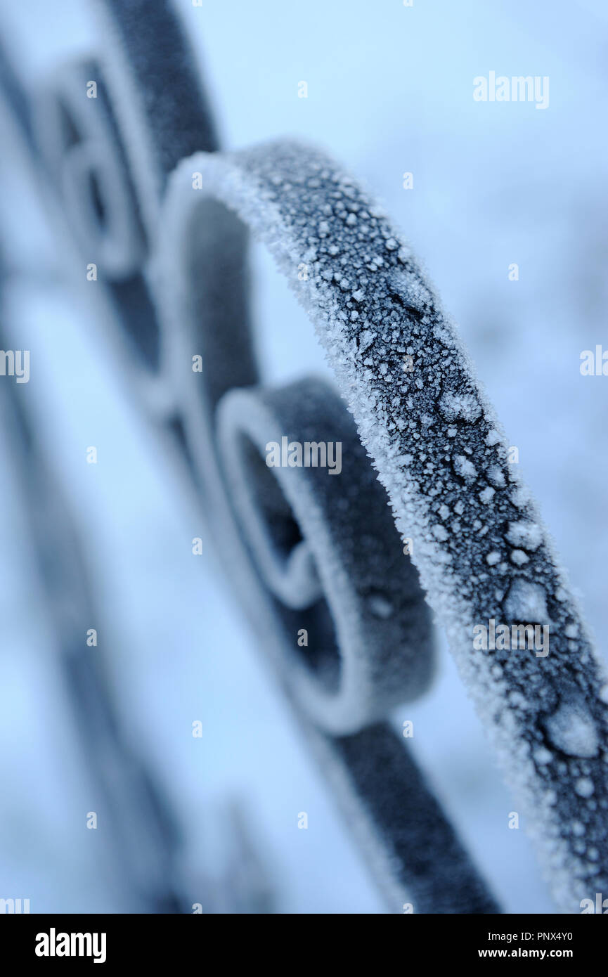 Frozen iron bars hi-res stock photography and images - Alamy