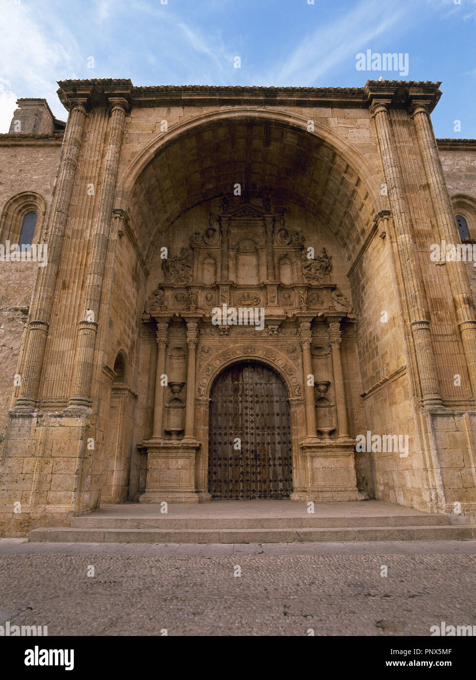 Early 16th century spanish carving hi-res stock photography and images ...