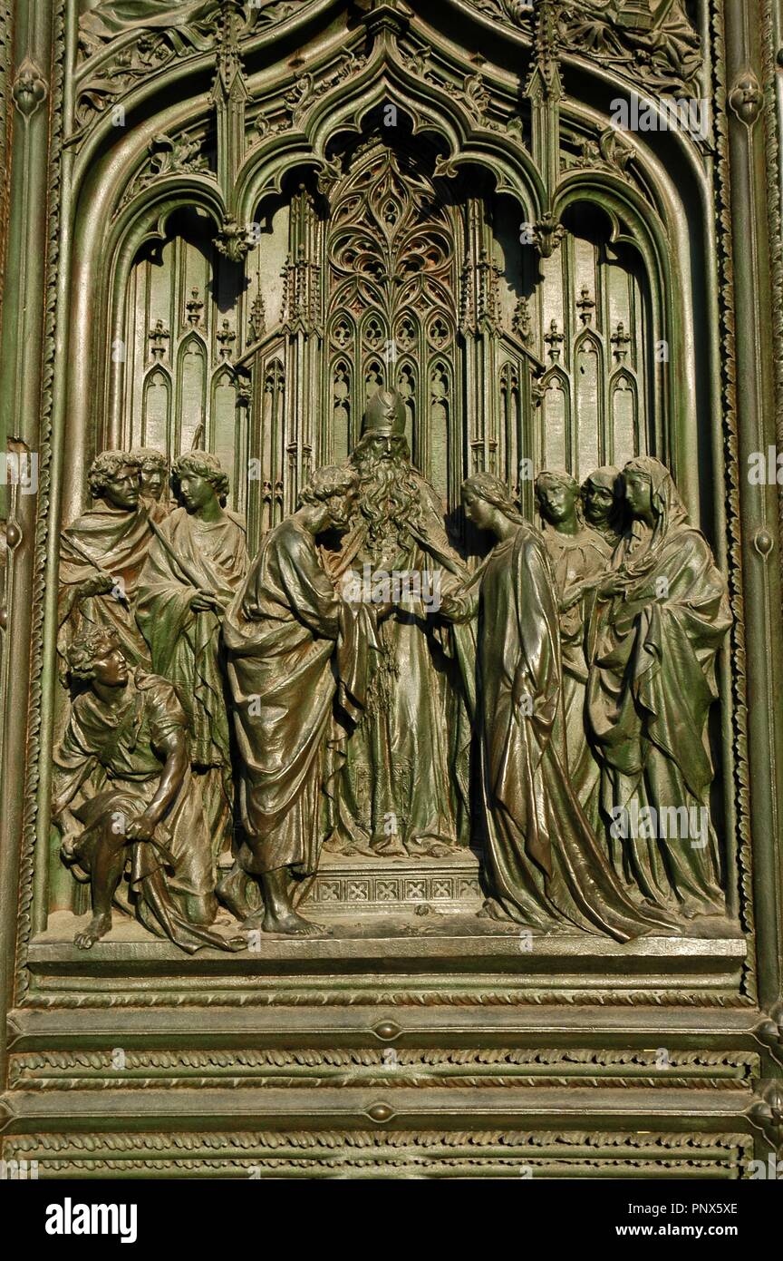 Italy. Milan Cathedral. Main gate. The marriage of the Virgin Mary ...