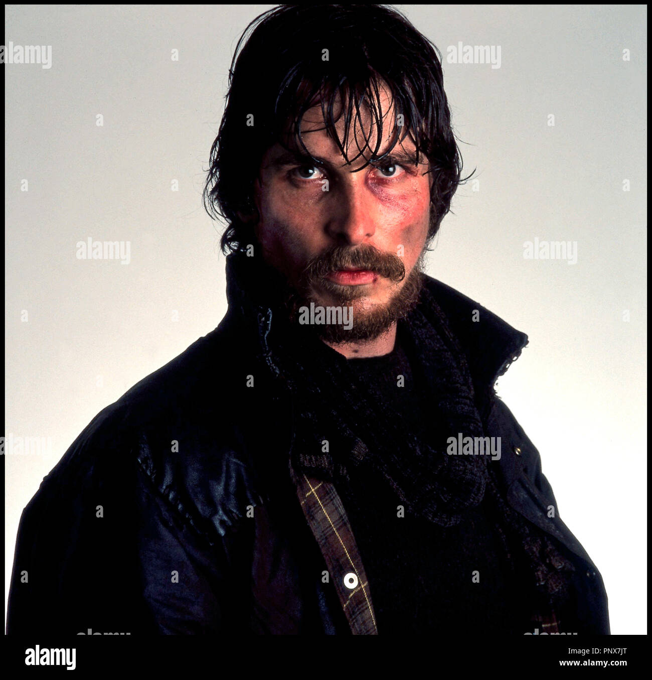 Christian Bale Reign Fire 2002 Stock Photos & Christian Bale Reign Fire ...
