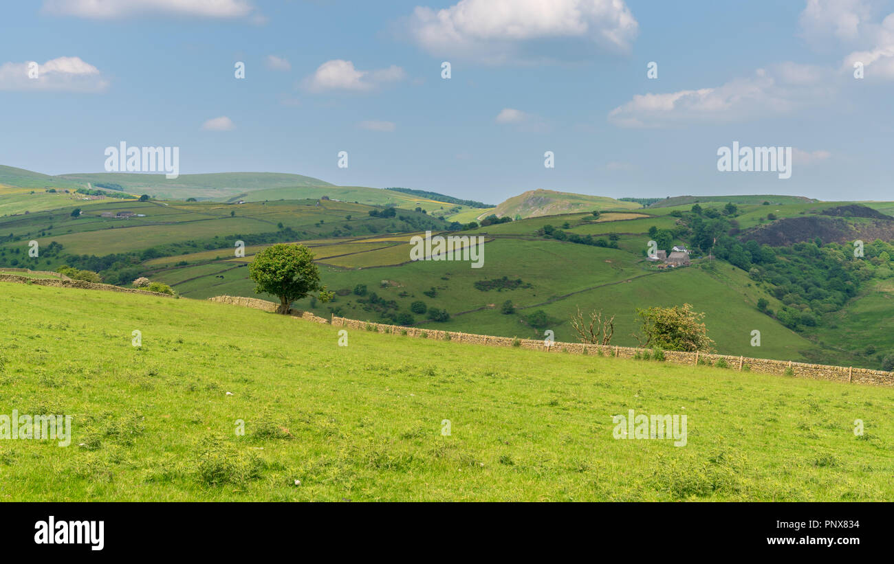 Peak District landscape near Hollinsclough in the East Midlands ...