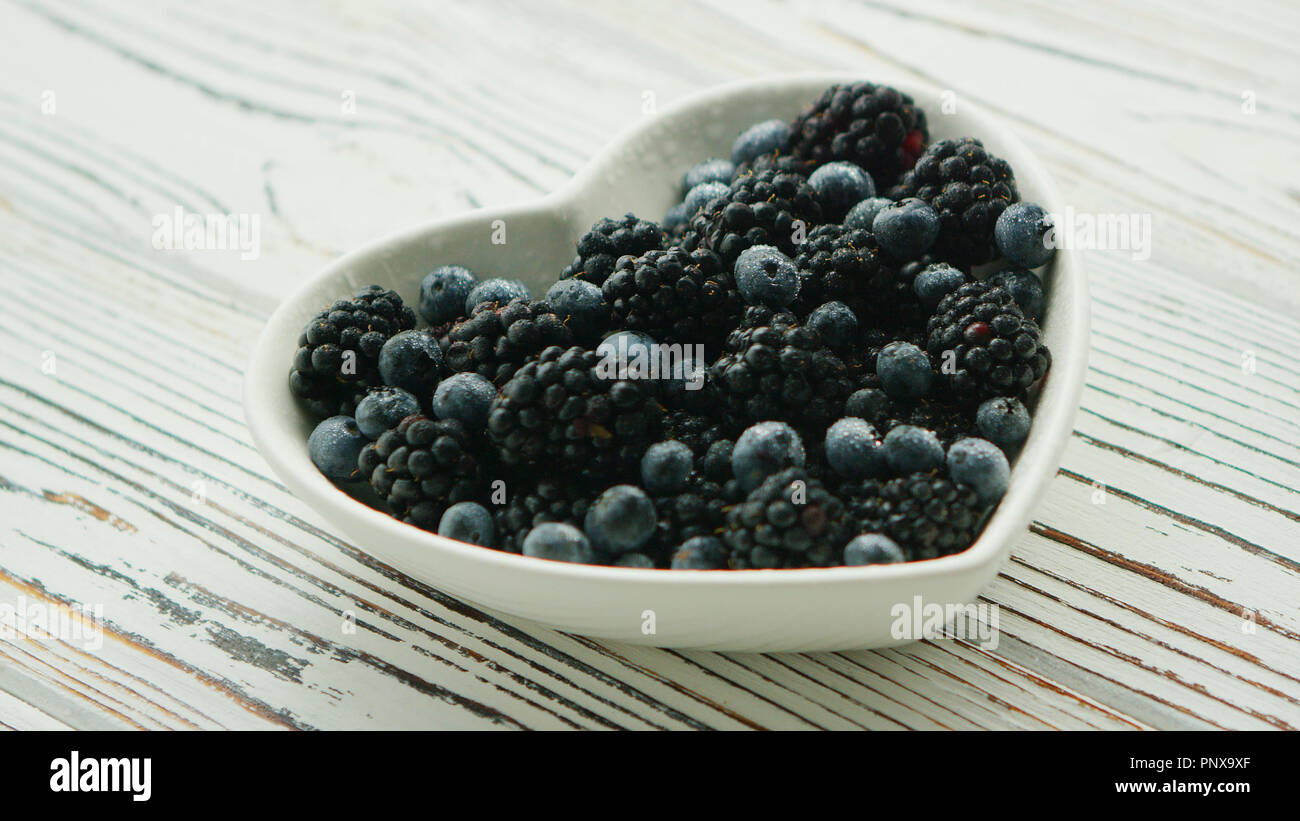 Pile of berries hi-res stock photography and images - Alamy