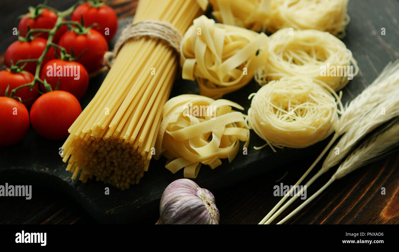 Pasta assortment hi-res stock photography and images - Alamy
