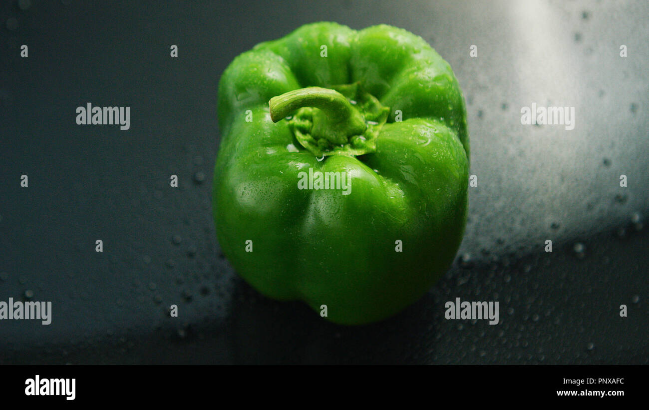 Green pepper plant drops hi-res stock photography and images - Alamy