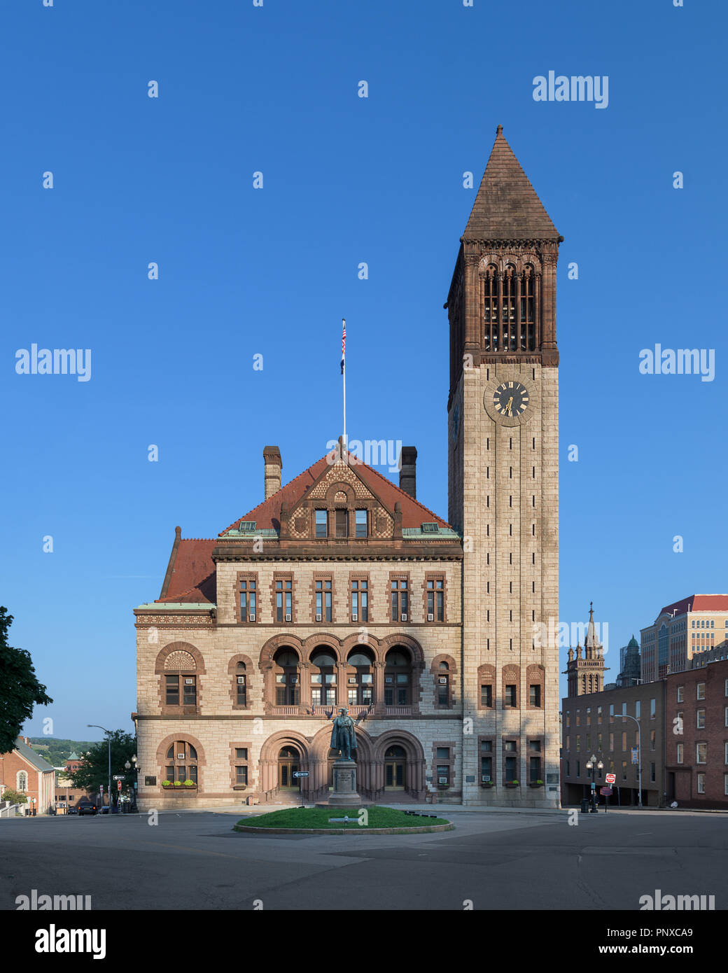 Albany city hall hi-res stock photography and images - Alamy