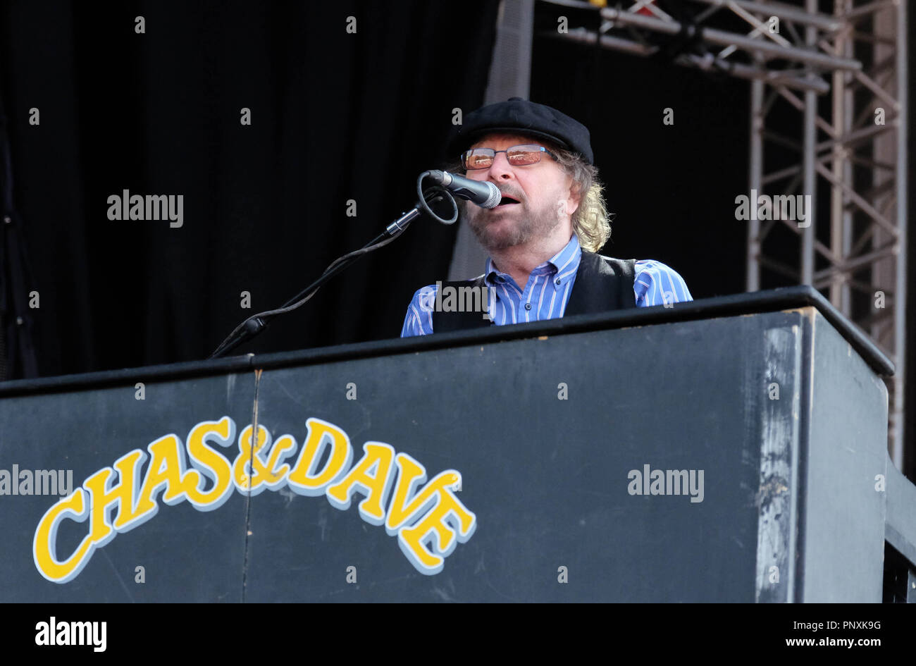Chas n dave hi-res stock photography and images - Alamy