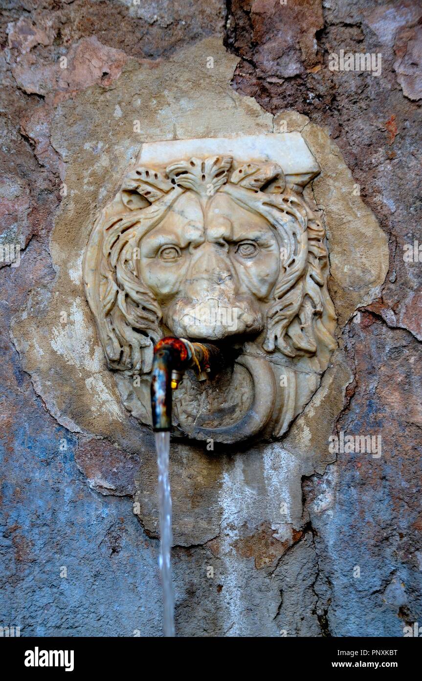 Water Fountain Rome Italy Stock Photo - Alamy