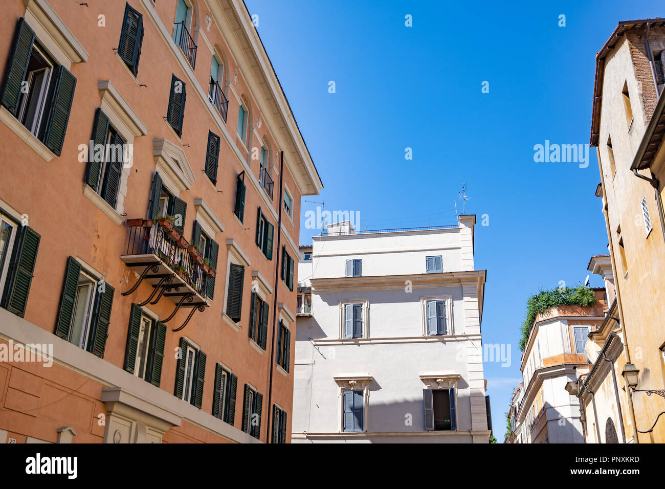 Roman empire town street scene hi-res stock photography and images - Alamy