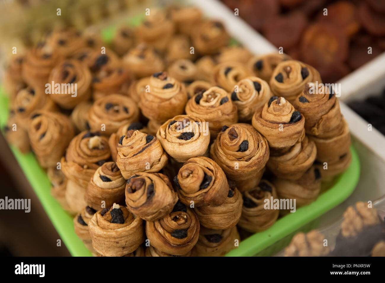 Uzbekistan melon hi-res stock photography and images - Alamy
