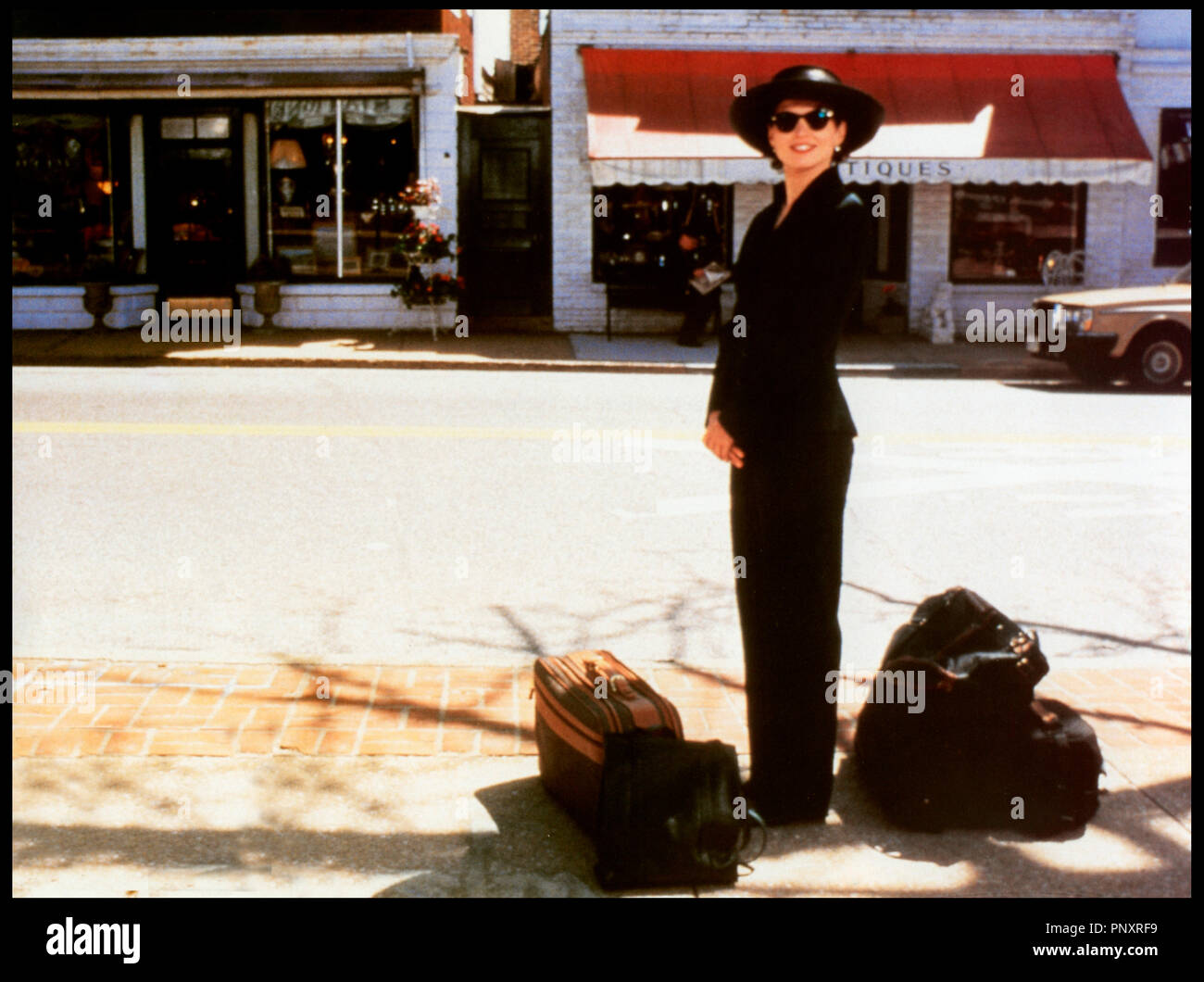 Sabrina 1995 Julia Ormond Stock Photos & Sabrina 1995 Julia Ormond ...