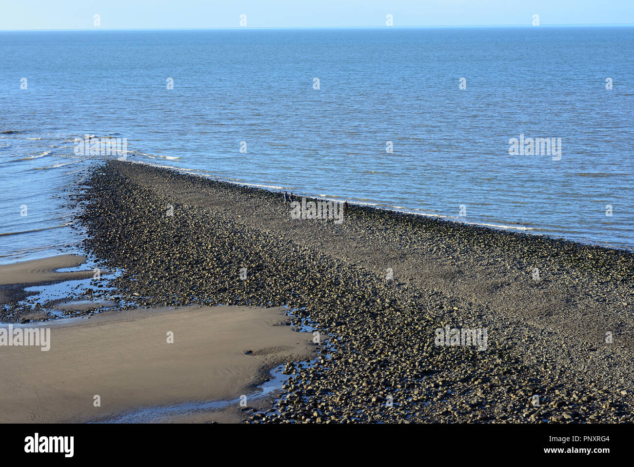 The shingle spit of Sarn Gynfelyn, near Aberystwyth Stock Photo - Alamy