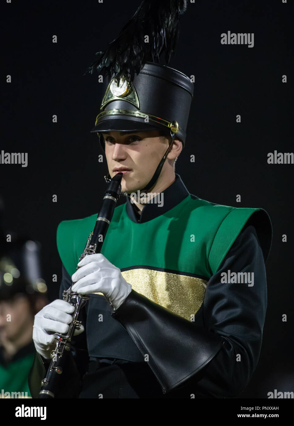 Stadium marching band hi-res stock photography and images - Alamy