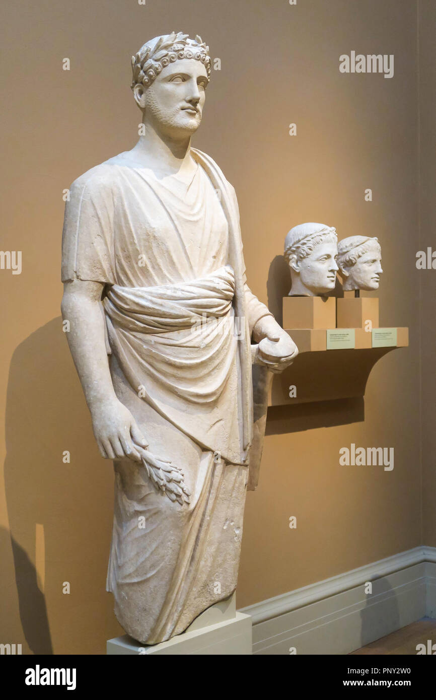 Cypriot Art Gallery in the Metropolitan Museum of Art, NYC, USA Stock ...