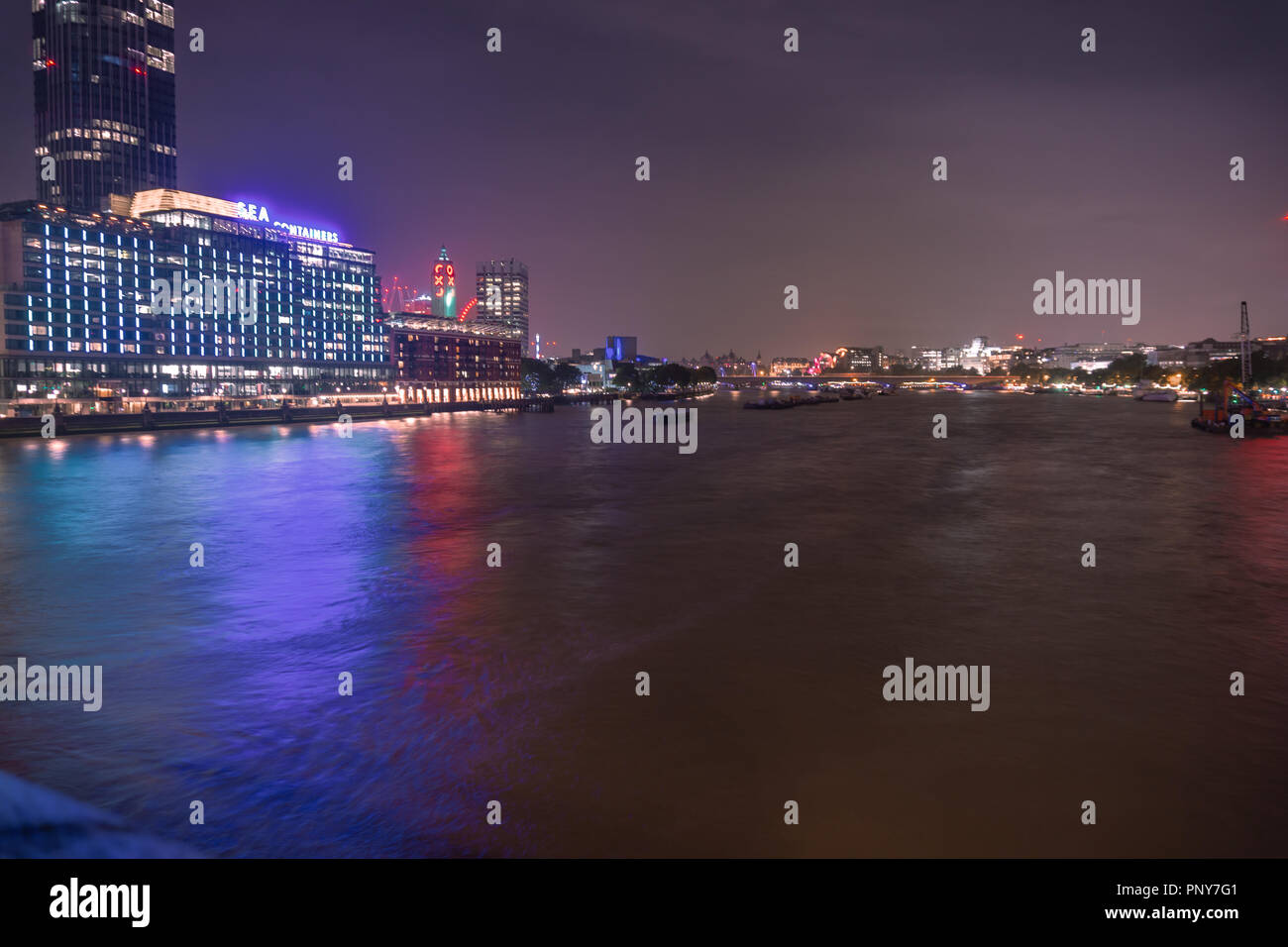 Dark london landscape hi-res stock photography and images - Alamy