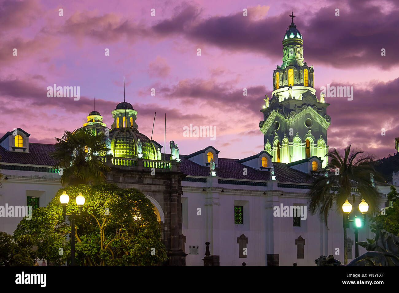 Quito catedral metropolitana hi-res stock photography and images - Alamy