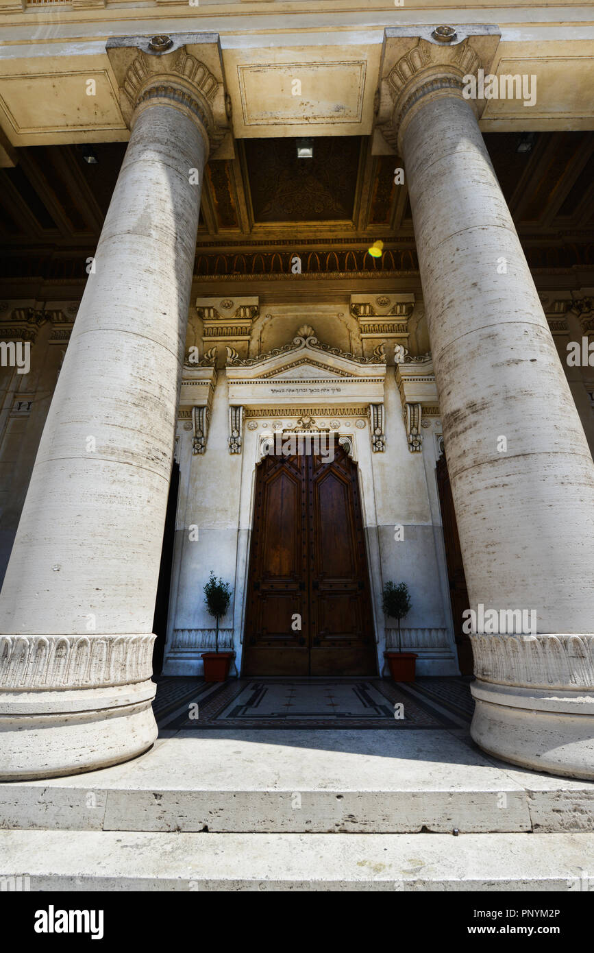 The Great Synagogue of Rome Stock Photo - Alamy