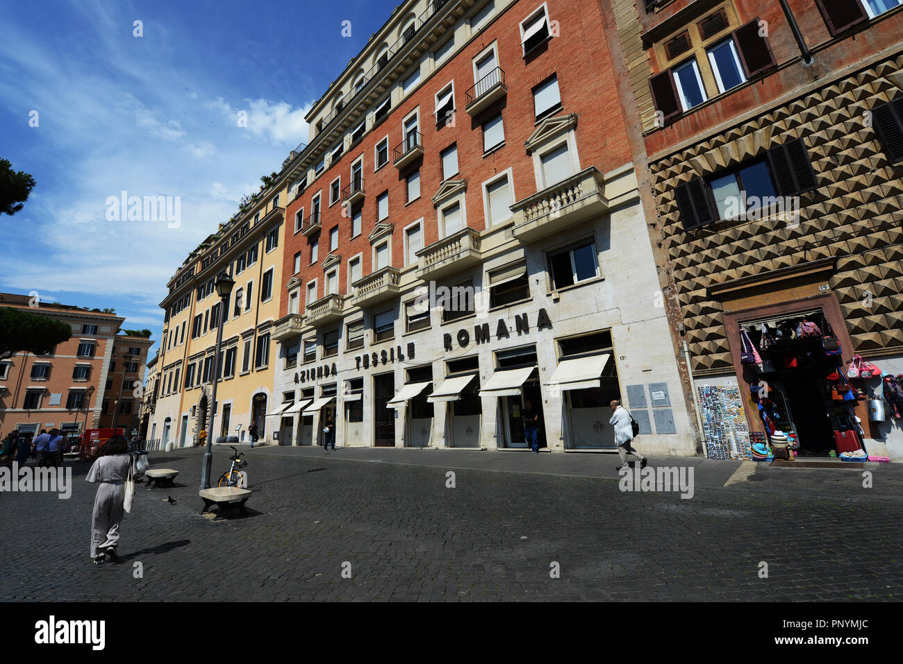 Via di s nicola de cesarini hi-res stock photography and images - Alamy