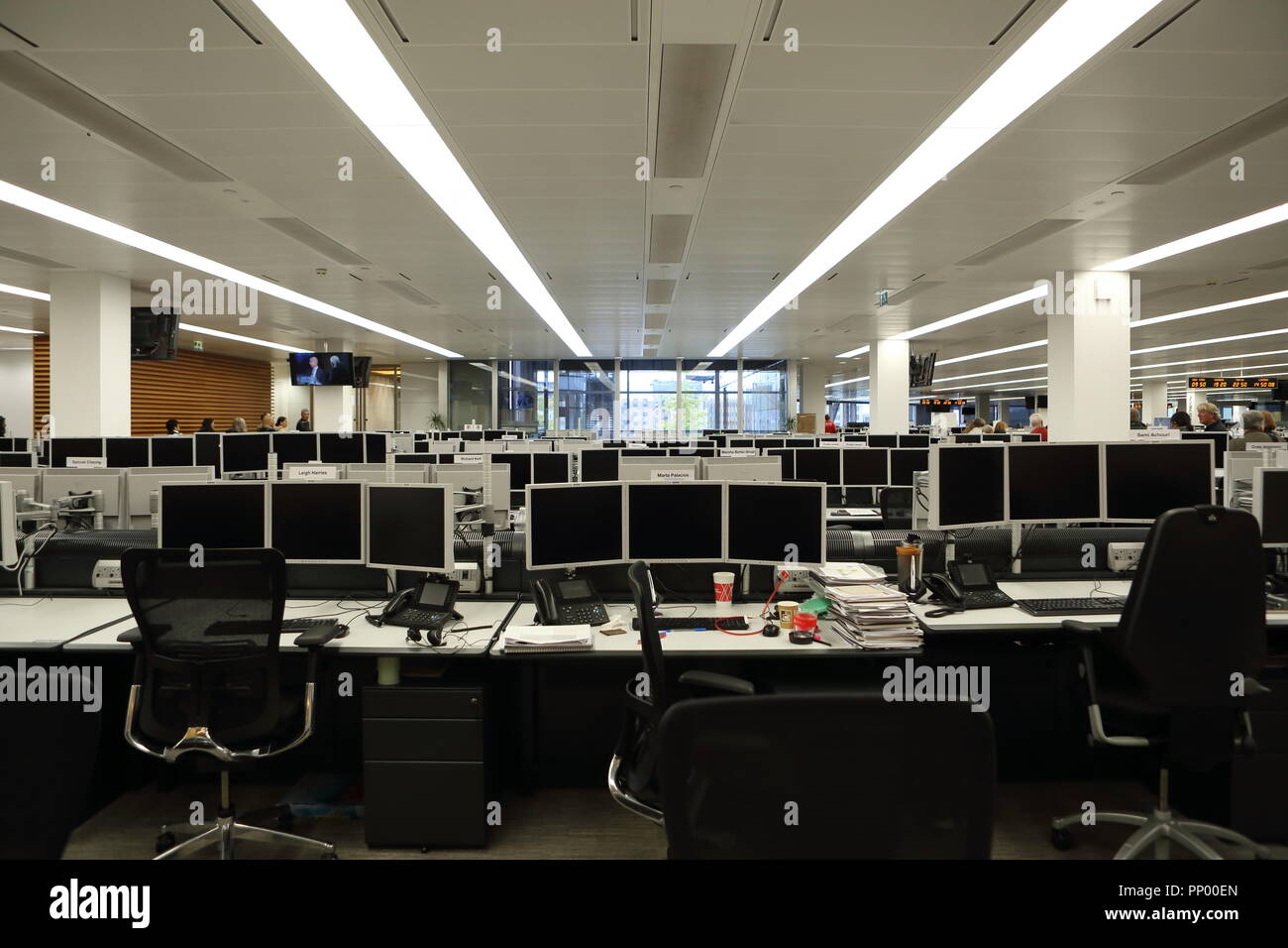 Nomura london office hi-res stock photography and images - Alamy