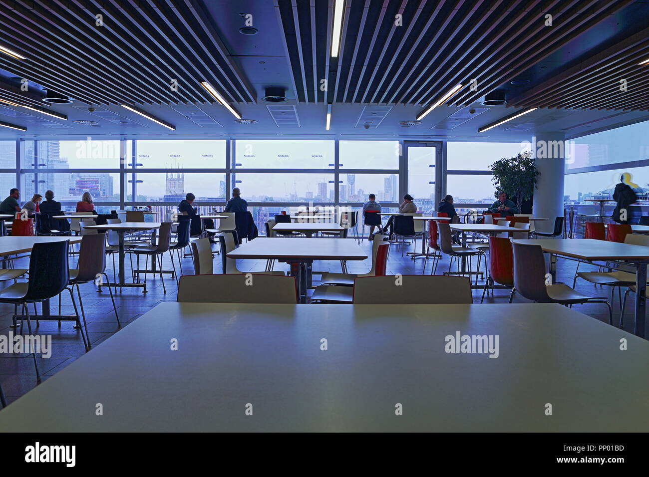Nomura london office hi-res stock photography and images - Alamy
