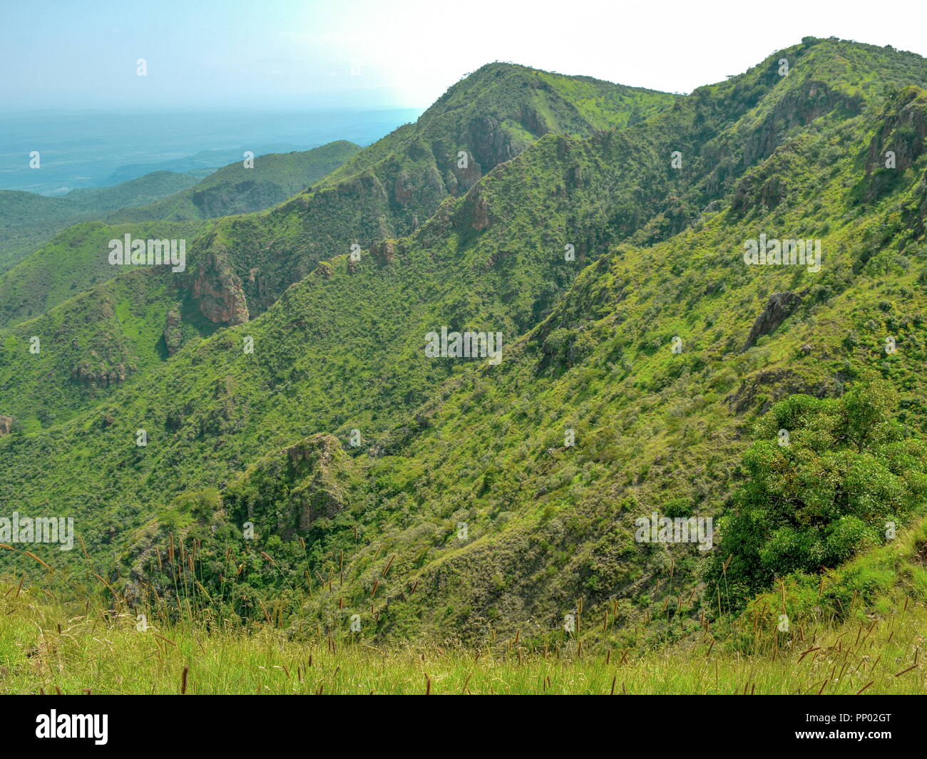 East africa the highest mountain in africa hi-res stock photography and ...