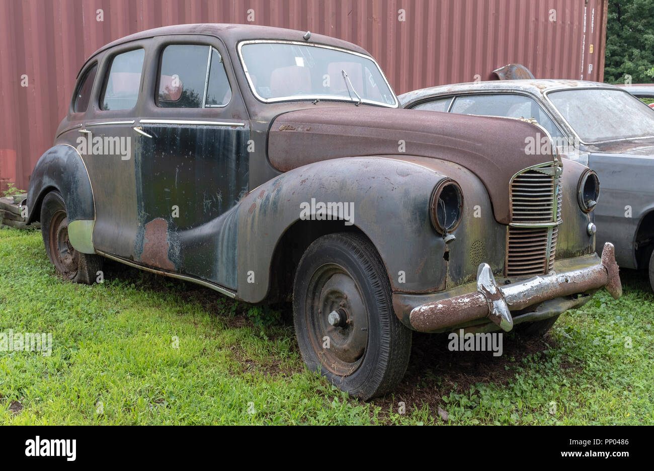 Rusty Car Stock Photos & Rusty Car Stock Images - Alamy
