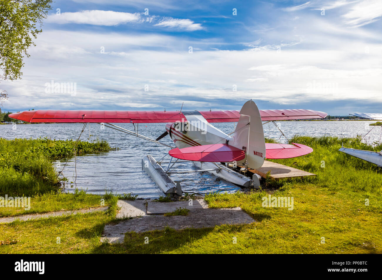 Seaplane or floatplane at Lake Hood Seaplane Base the world's busiest ...