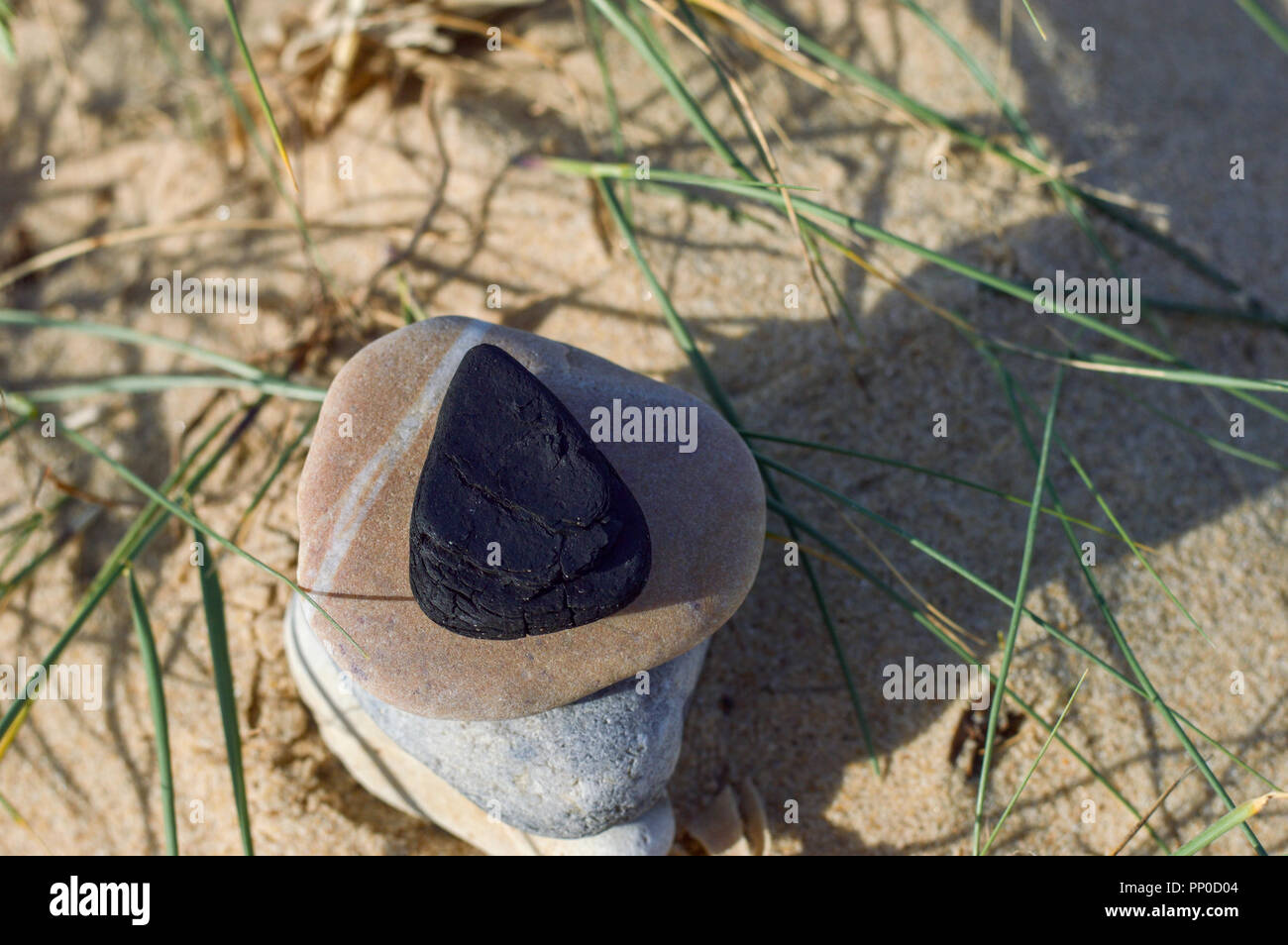 Stone arrow hi-res stock photography and images - Alamy