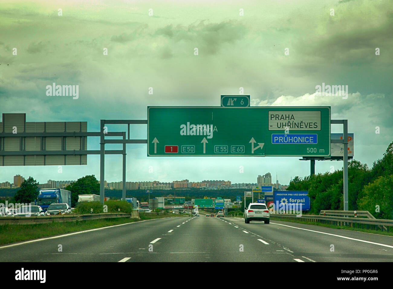 Motorway gantry sign hi-res stock photography and images - Alamy