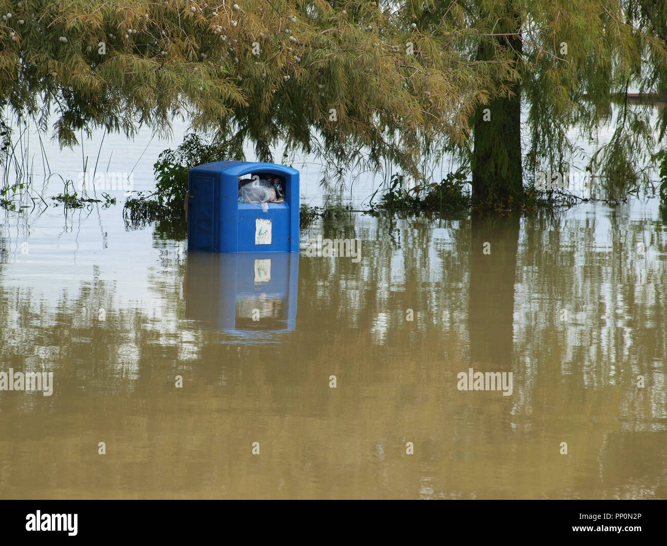 Flash Flooding in North Texas Stock Photo - Alamy